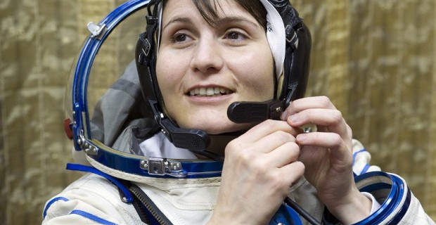 Samantha Cristoforetti: la prima donna astronauta italiana nello spazio. | Roba da Donne